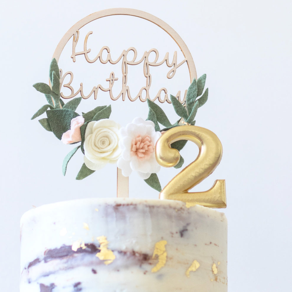 Neutral Flower Wreath Cake Topper – Kirei handmade