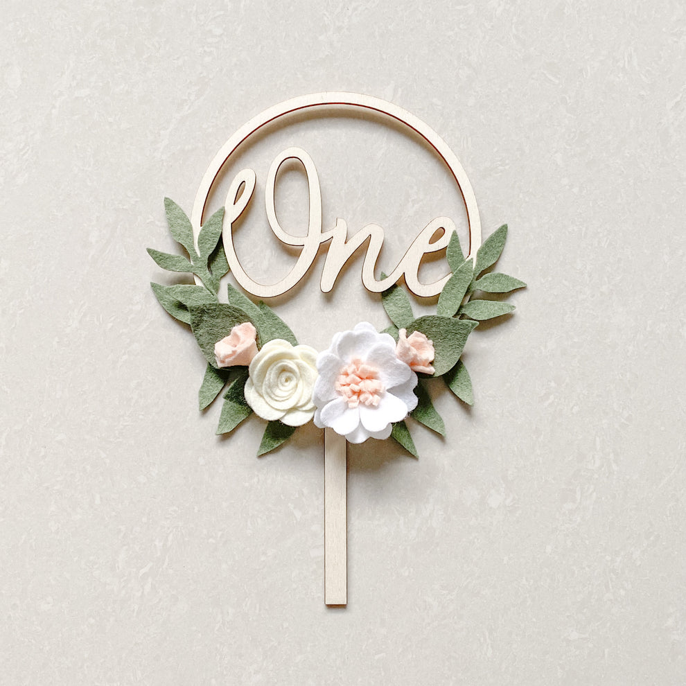 Neutral Flower Wreath Cake Topper – Kirei handmade